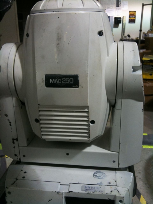 Used MAC 250 Entour by Martin - Item# 14033
