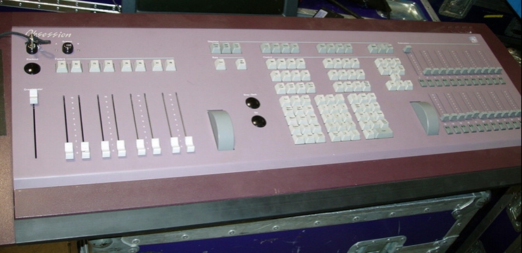 Used Expression 2x by Electronic Theatre Controls - Item# 14045