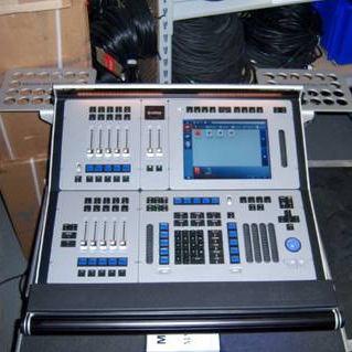 Used Maxxyz Compact by Martin - Item# 14091