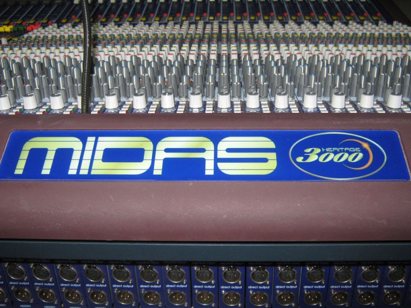 Used Heritage 3000 by Midas - Item# 14154