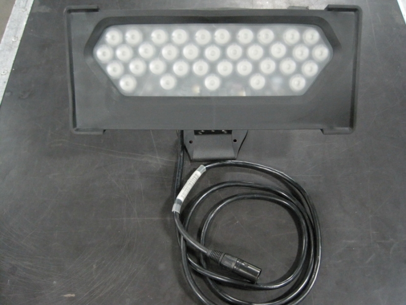 Used ColorBlast 12 TR by Color Kinetics - Item# 15152