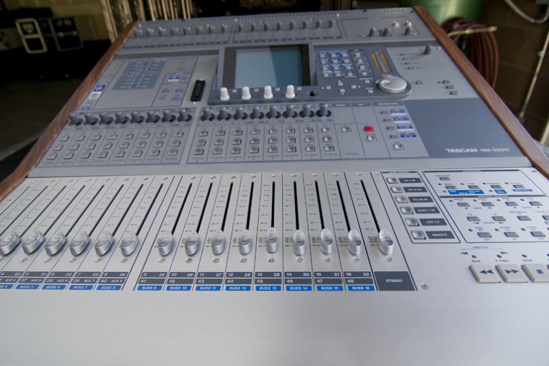 Used DM 3200 by Tascam - Item# 22588