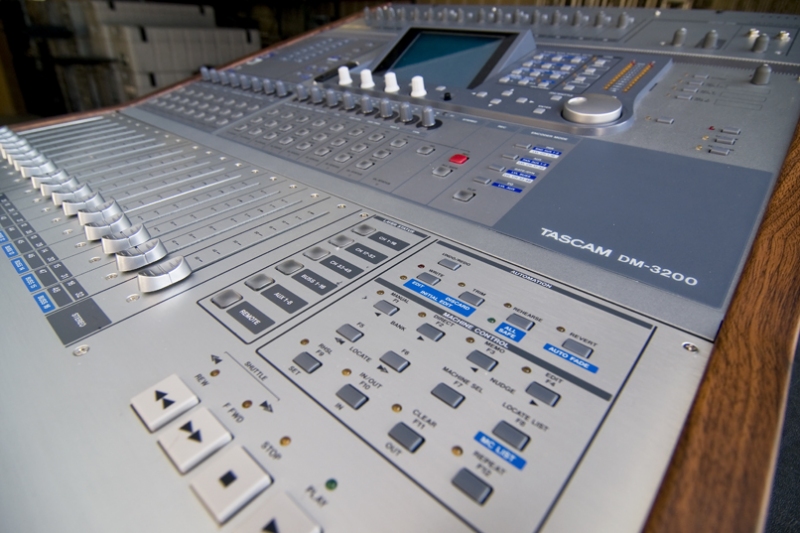 Used DM 3200 by Tascam - Item# 22588