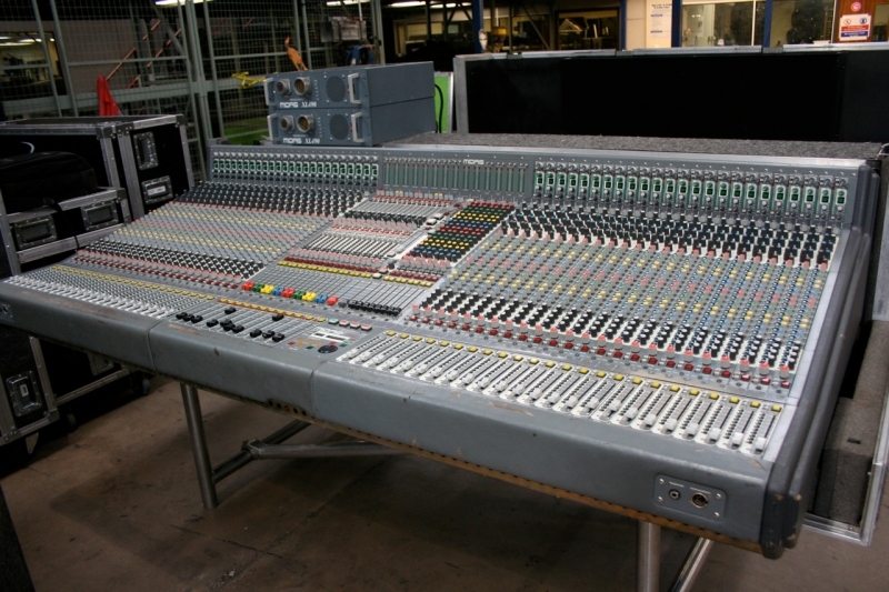 Used XL4 by Midas - Item# 22642