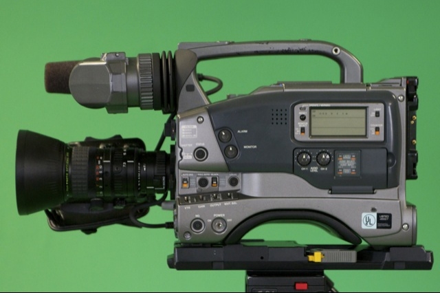 Used GY DV500 by JVC - Item# 27466