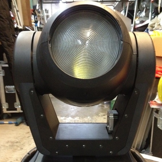 Used MAC 300 Wash by Martin Professional - Item# 27529