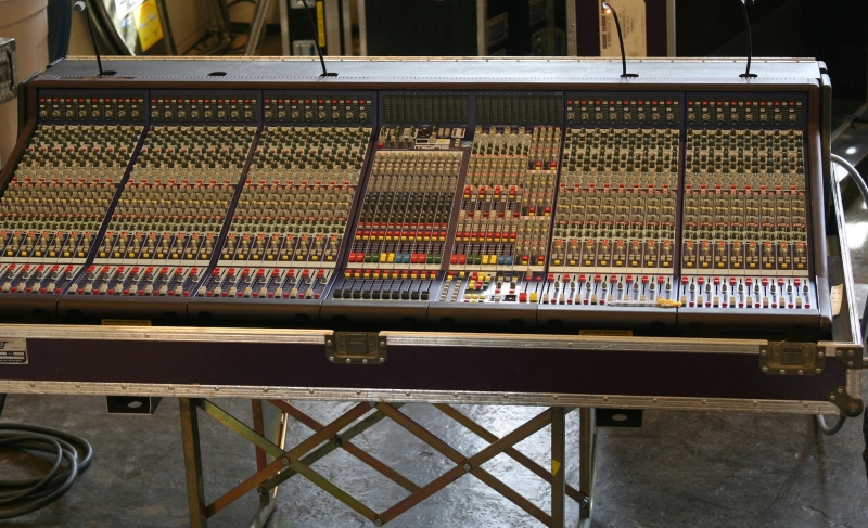 Used Legend 3000 by Midas - Item# 27589