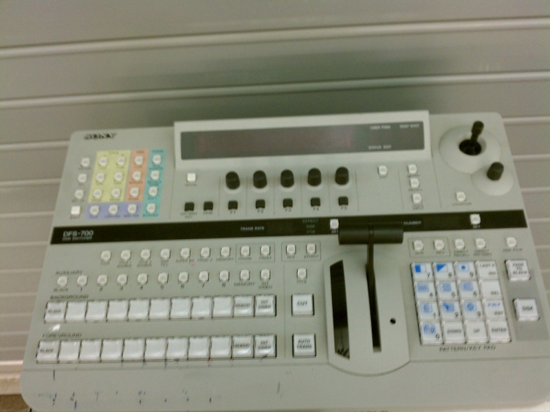 Used DFS - 700 by Sony - Item# 30273