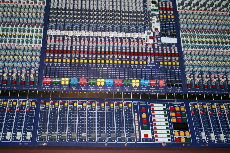 Used Heritage 3000 by Midas - Item# 30717