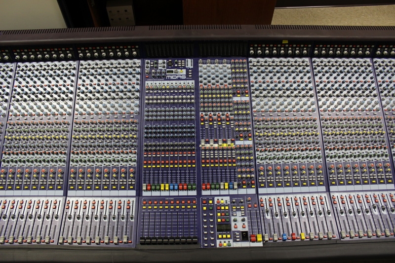 Used Legend 3000 by Midas - Item# 30814