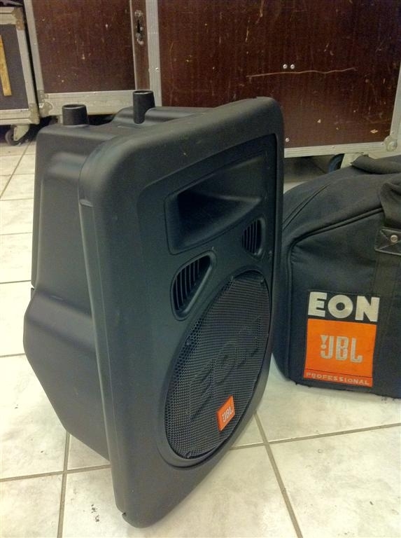 Used EON10 G2 by JBL - Item# 31230