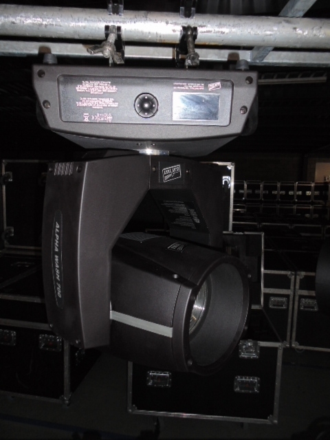 Used Alpha Wash 700 by Clay Paky - Item# 31399