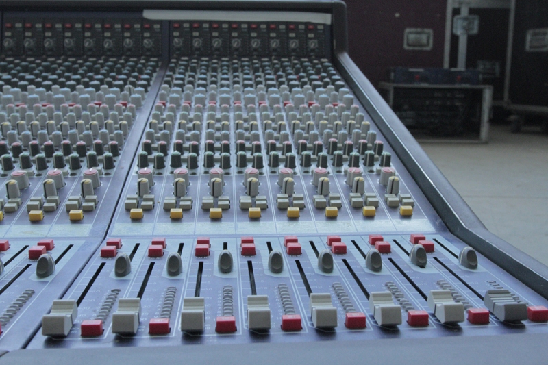 Used Legend 3000 by Midas - Item# 33732