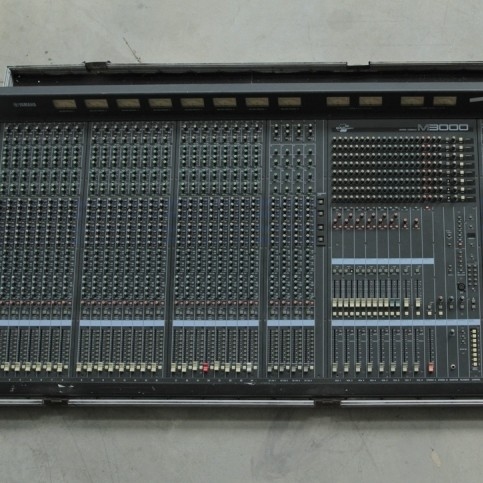 Used PM3000 by Yamaha - Item# 33925