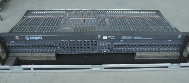 Used M2500 by Yamaha - Item# 34033