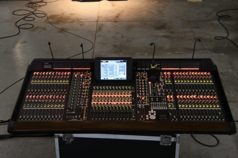 Used PM1D by Yamaha - Item# 34969