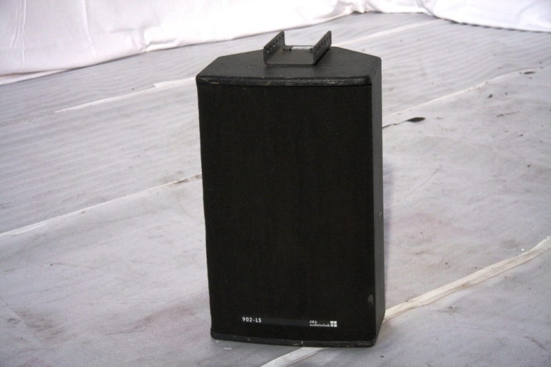 Used 902-LS by d&b audiotechnik - Item# 36028