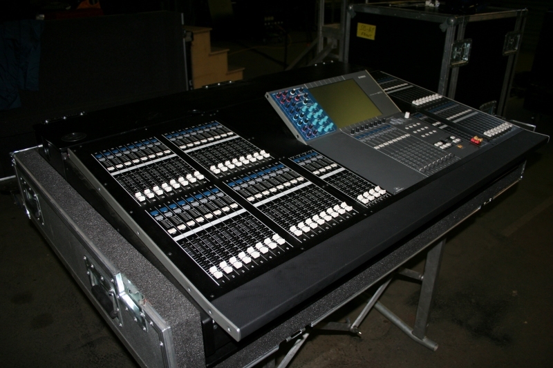 Used M7CL-32 by Yamaha - Item# 36086