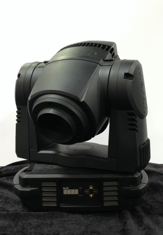 Used *sold* MAC 350 Entour by Martin Professional - Item# 38596
