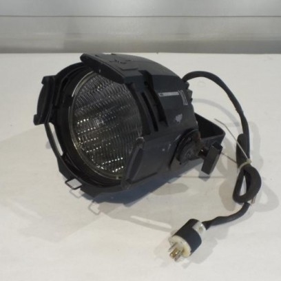 Used Source Four PAR 750 with Medium Lens by Electronic Theatre ...