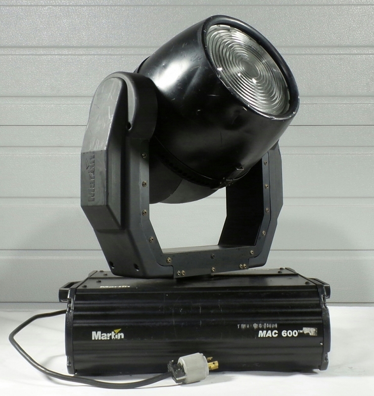 Used MAC 600 NT Package by Martin Professional - Item# 42204