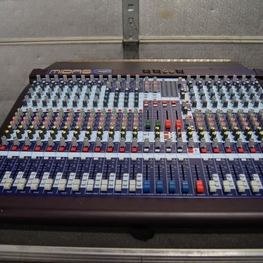 Used Venice 240 by Midas - Item# 44203