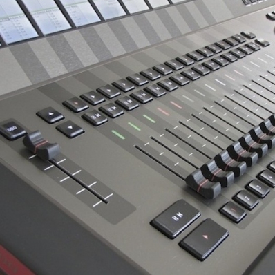 Used Clarity LX300 by LSC Lighting Systems - Item# 45605