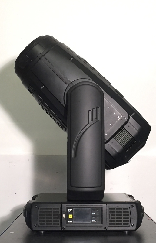 Used BMFL Spot by Robe - Item# 46701